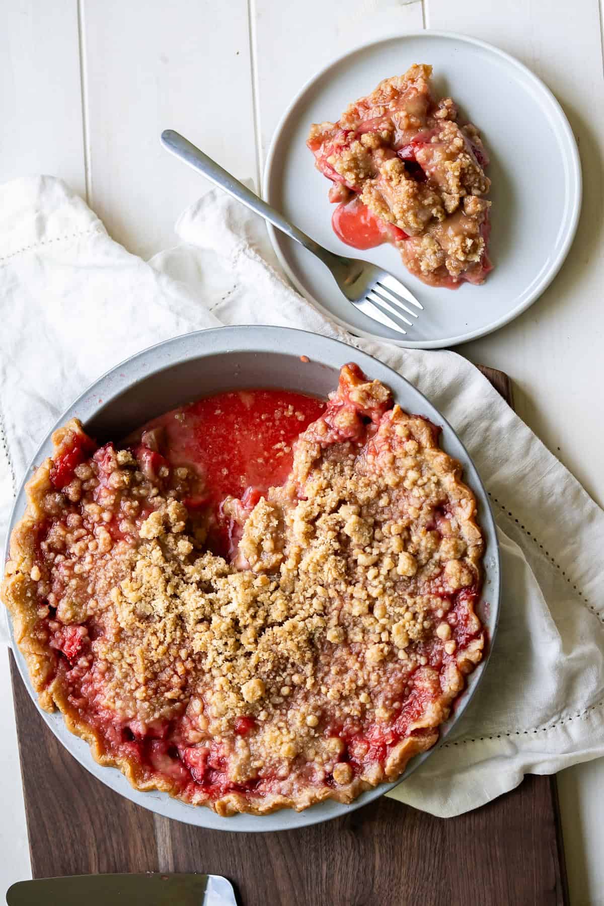 Baked Strawberry Crumble Pie (no oats) - Vibrantly G-Free